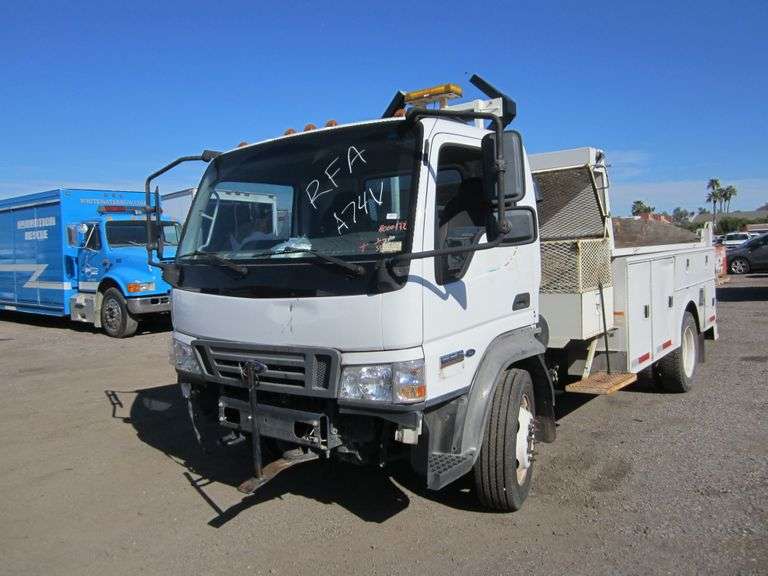 2008 Ford LCF 550 Dump Truck - Sierra Auction Management Inc