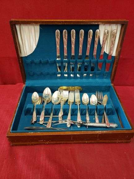 Box of Silverware (Missing Pieces) - Sierra Auction Management Inc