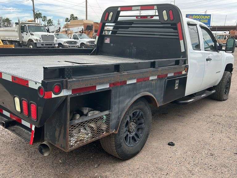 2011 Chevrolet Silverado 2500HD Flatbed Truck - Sierra Auction ...