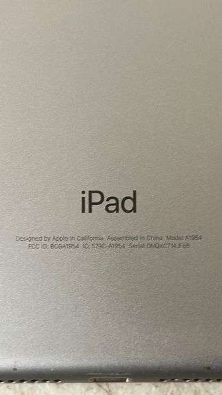 Apple IPad A1954 - Sierra Auction Management Inc