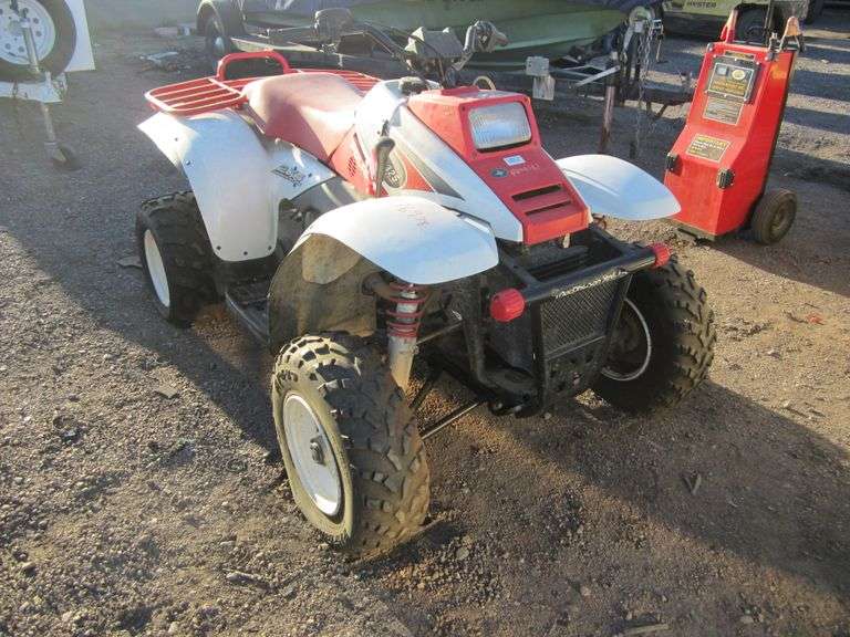 2001 Polaris Trail Boss 325 - Sierra Auction Management Inc