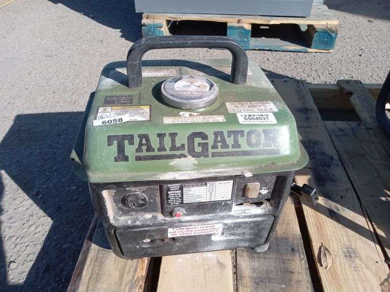 Tail Gator 2 Cycle Gas Generator - Sierra Auction Management Inc