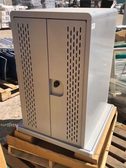 Bretford Manufacturing 36-Unit Core Cart Intelligent Charging - Sierra ...