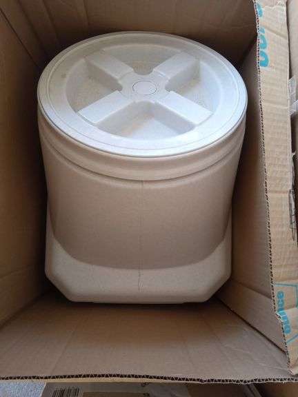 Gamma Vault Airtight Container - Sierra Auction Management Inc