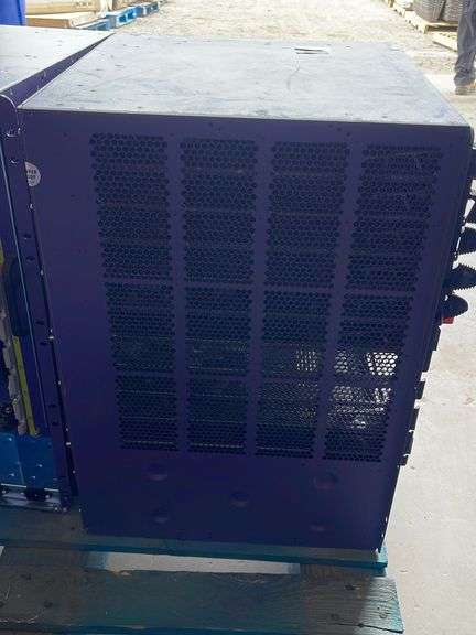Extreme Networks Black Diamond 8810 10 Slot Chassis - Sierra Auction ...