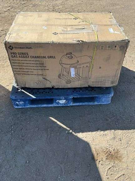 Members Mark Pro Series Gas Assist Charcoal Grill Model : C35001-1 ...