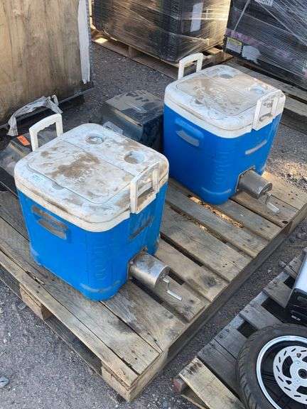 (P) 4PC Igloo Coolers And Paper Towel Dispensers - Sierra Auction ...