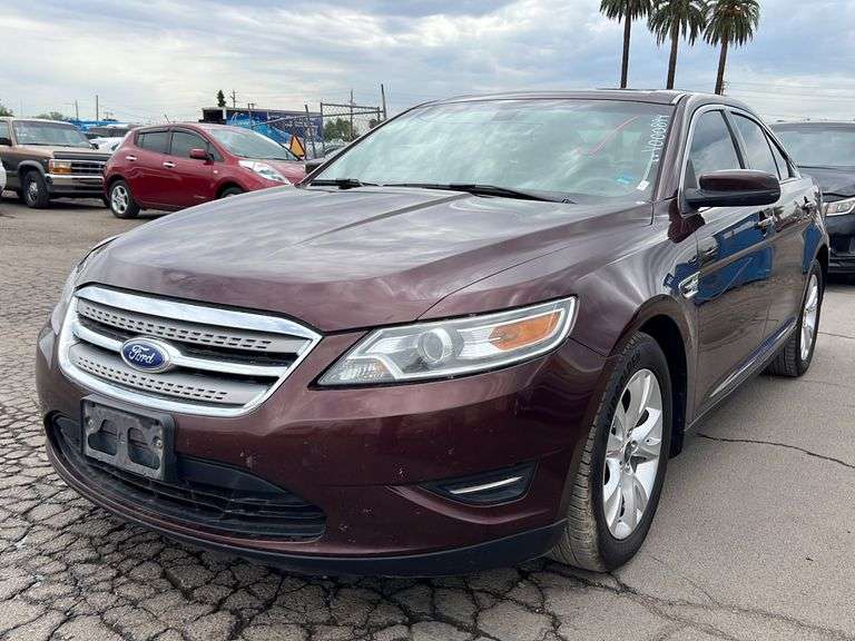 2012 Ford Taurus SEL - Sierra Auction Management Inc