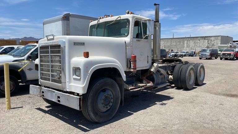 1984 International F-4370 Semi-Truck - Sierra Auction Management Inc