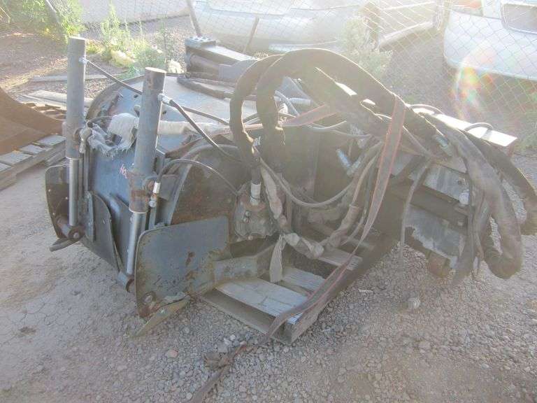 Bobcat Milling Attachment - Sierra Auction Management Inc