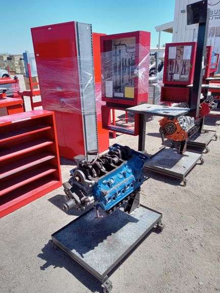 Engine Work Station with Ford V8 5.0 Engine - Sierra Auction Management Inc