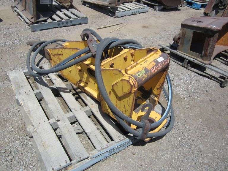 Hydraulic Hammer Backhoe Attachment - Sierra Auction Management Inc