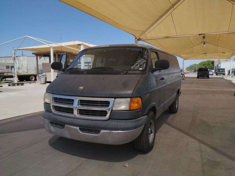 2002 Dodge 1500 Ram Van Cargo Van - Sierra Auction Management Inc