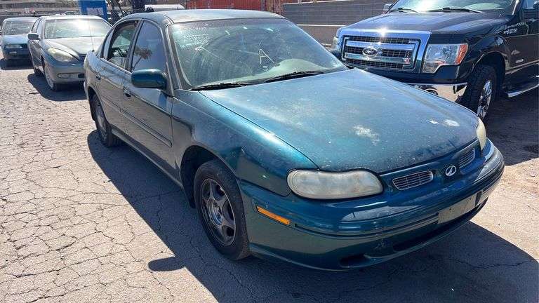 1998 Oldsmobile Cutlass GLS - Sierra Auction Management Inc