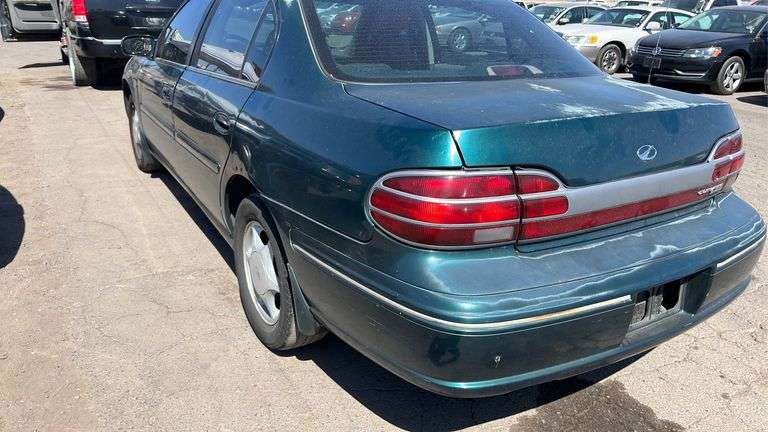 1998 Oldsmobile Cutlass GLS - Sierra Auction Management Inc