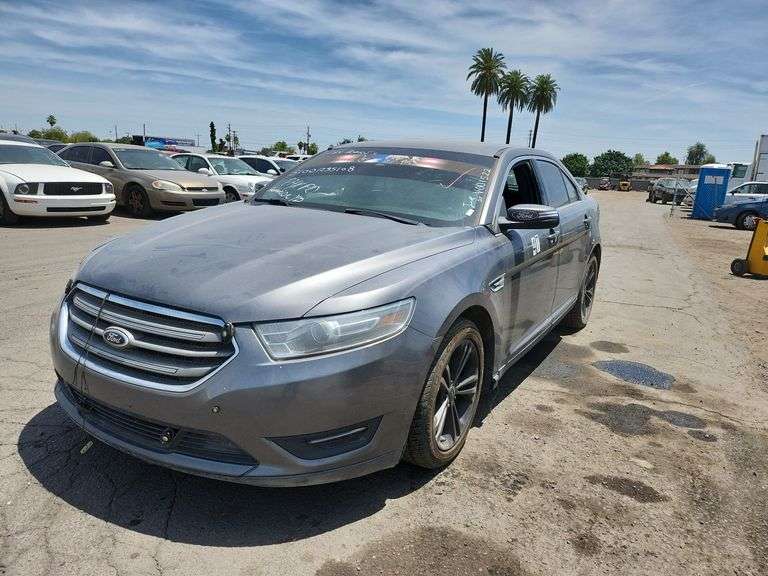 2014 Ford Taurus SEL - Sierra Auction Management Inc