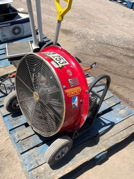Tempest Controlled Gas Powered Airstream Fan - Sierra Auction ...