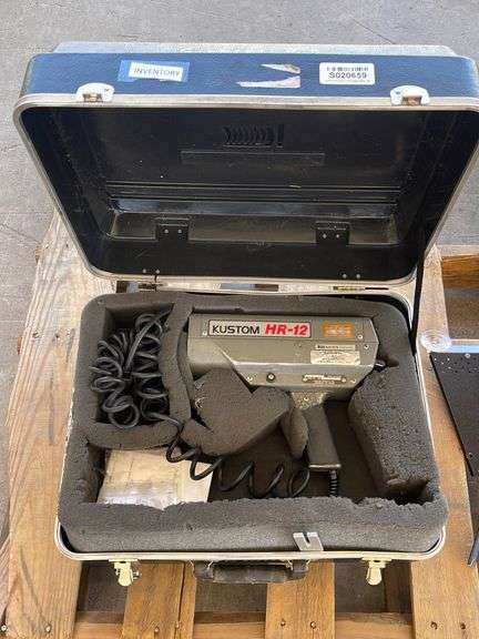 Kustom Signals HR-12 Speed Radar - Sierra Auction Management Inc