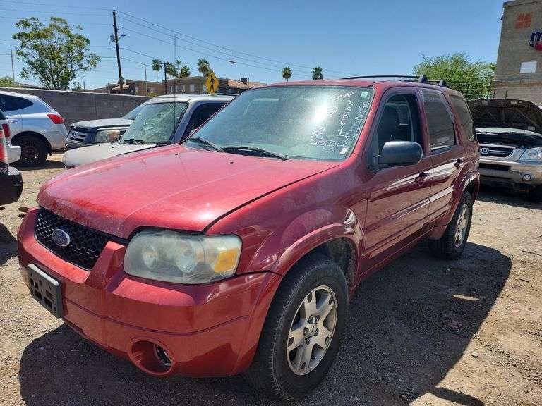 2005 Ford Escape Limited - Sierra Auction Management Inc