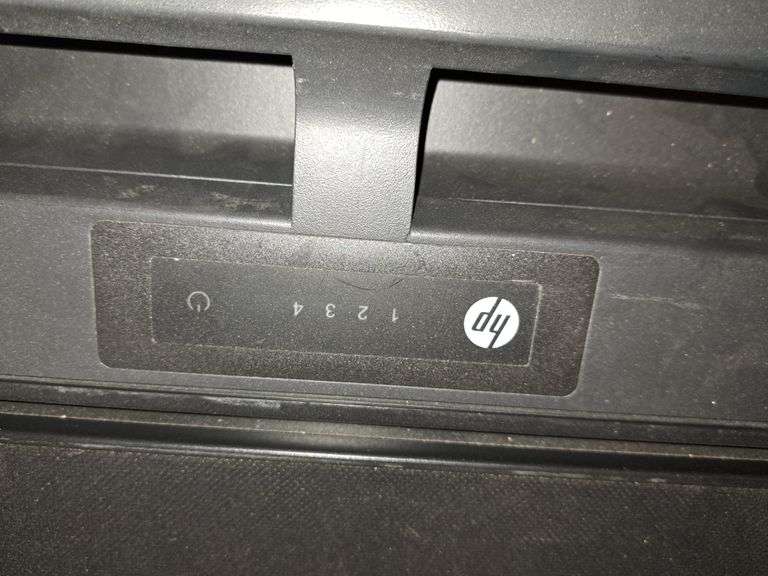 HP Ergotron Laptop Charging Cart - Sierra Auction Management Inc