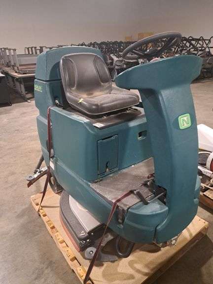 Nobles Speed Scrub Rider Floor Cleaner - Sierra Auction Management Inc
