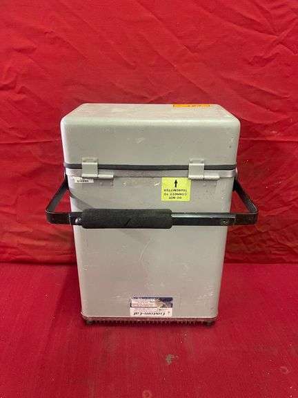 IFR FM / AM 1200 - receiver and generator, oscilloscope / spectrum ...