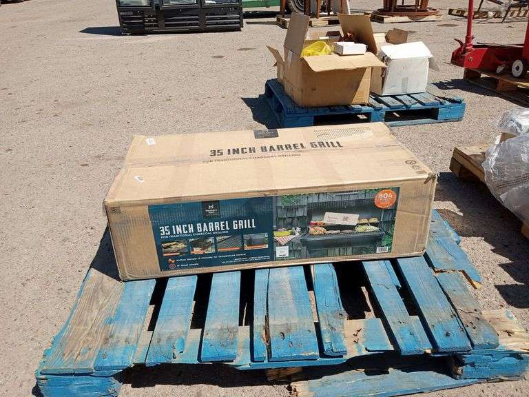 (1 Qty) Members Mark 35 Inch Barrel Grill - Sierra Auction Management Inc