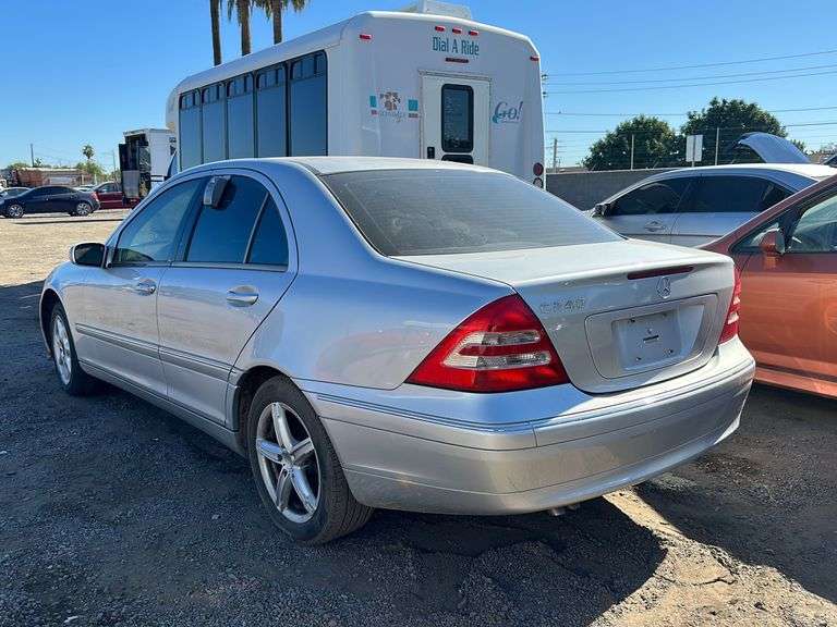 2004 Mercedes-Benz C Class C240 - Sierra Auction Management Inc
