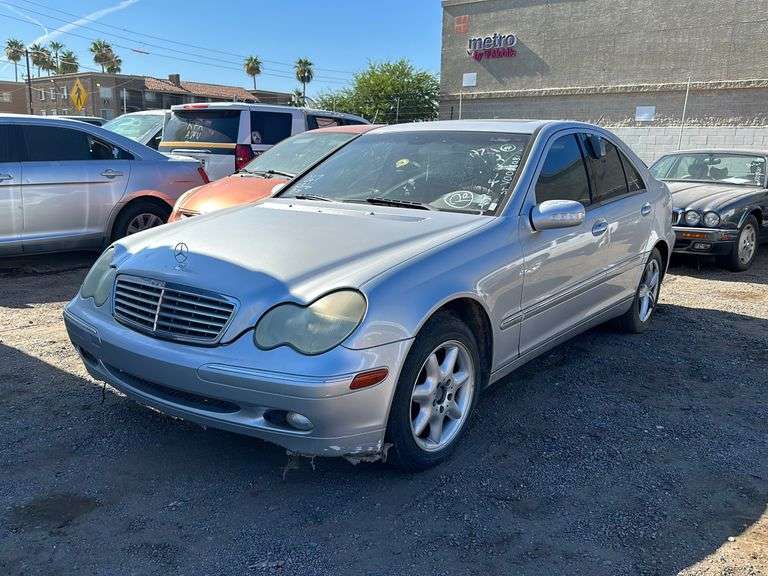2004 Mercedes-Benz C Class C240 - Sierra Auction Management Inc