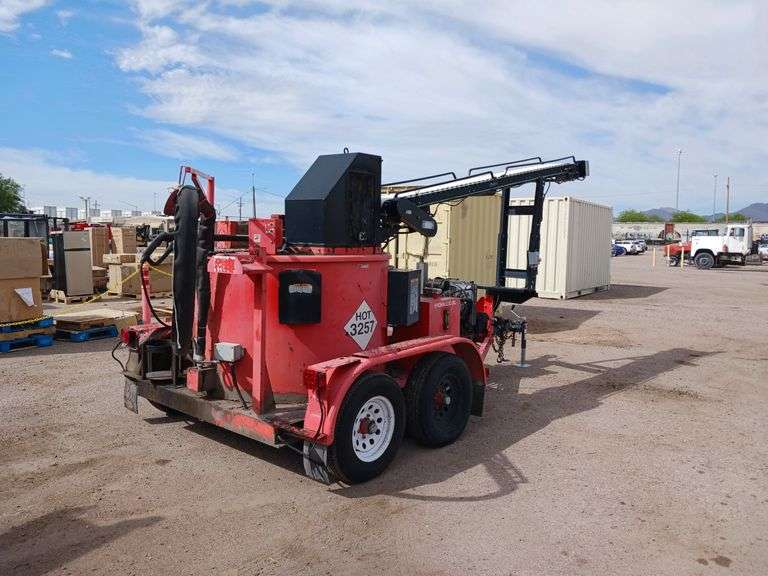 Crafco SS 250 Asphalt Trailer - Sierra Auction Management Inc