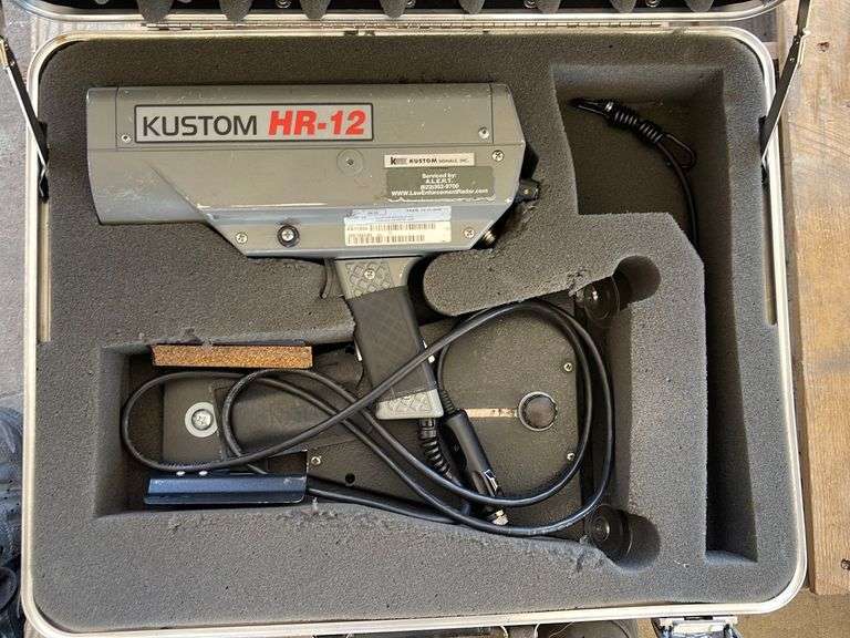 Kustom Signals HR-12 Speed Radar - Sierra Auction Management Inc