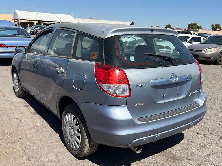 2003 Toyota Matrix Base / XR - Sierra Auction Management Inc