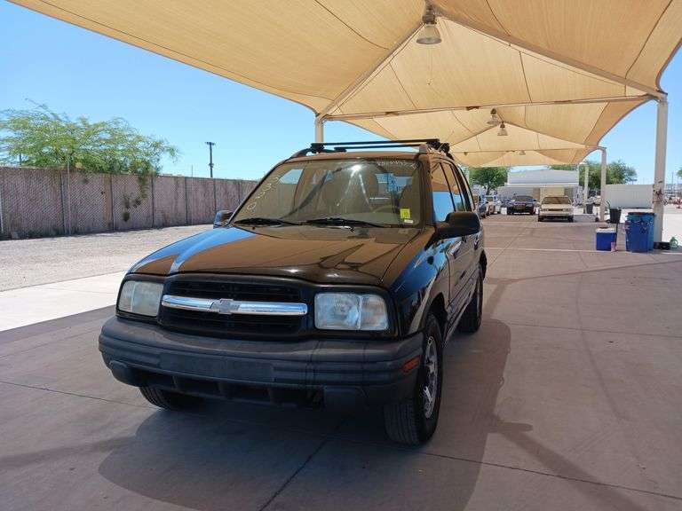 2000 Chevrolet Tracker - Sierra Auction Management Inc