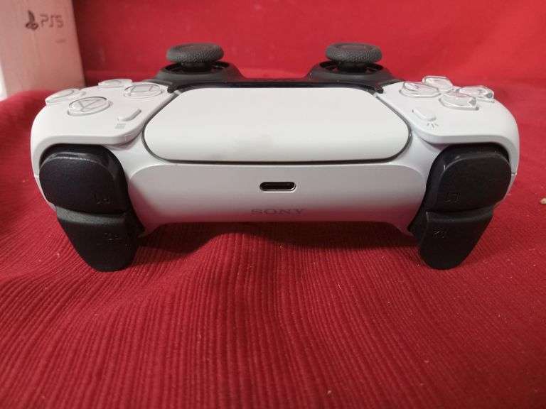 (1 Qty) PlayStation 5, Tested on Site, Working Condition. Broken ...