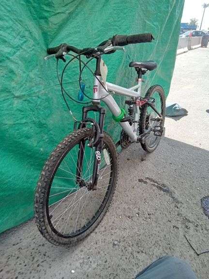 Gray Mongoose Mountain Bike - Sierra Auction Management Inc