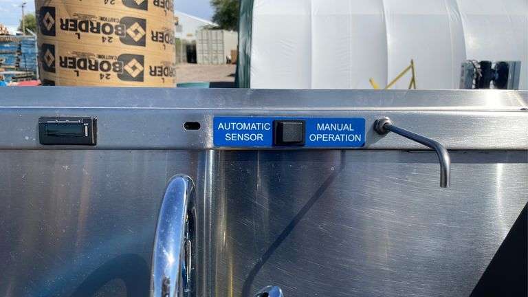 Surgical Scrub Sink Model GSS10 - Sierra Auction Management Inc