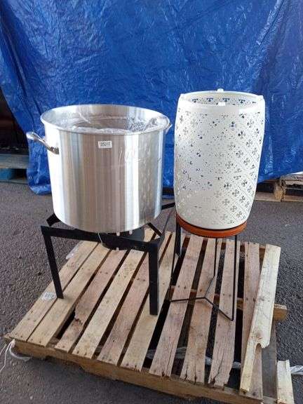 (P) Loco Boil Steam Kit And Pot With Stand - Sierra Auction Management Inc