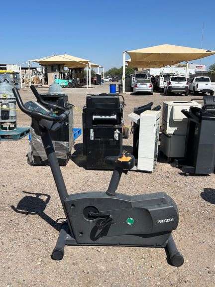 (1 Qty) Precor C846 Stationary Bike - Sierra Auction Management Inc