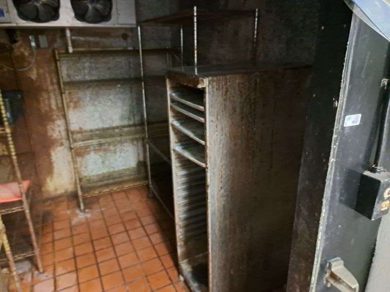 (4) Metro Storage Racks in Walk-in Cooler and Rolling Tray Rack ...