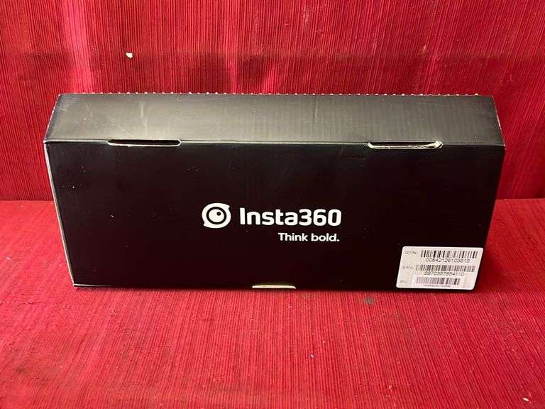 INSTA 360 Think Bold Set - Sierra Auction Management Inc