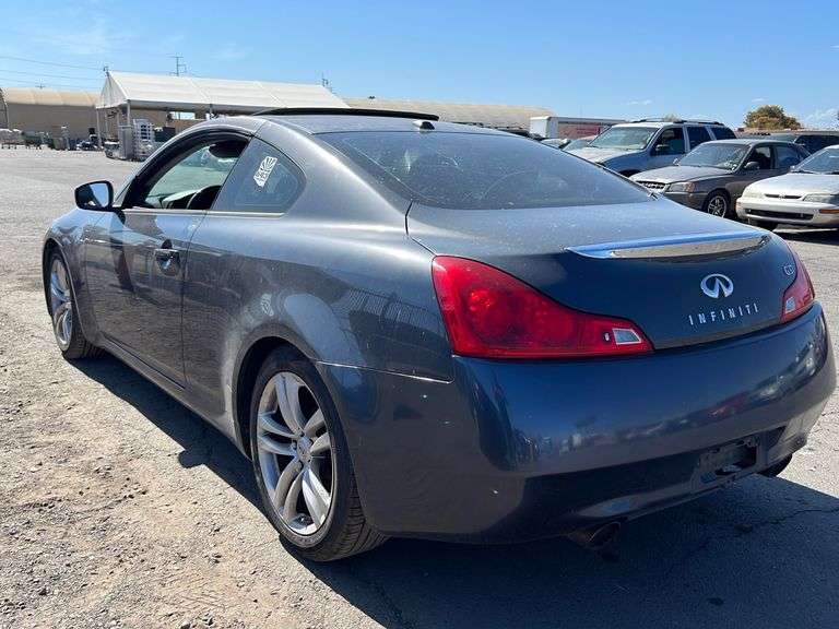 2008 Infiniti G37 Base / Sport - Sierra Auction Management Inc