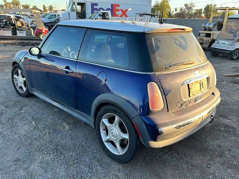 2004 MINI Cooper - Sierra Auction Management Inc