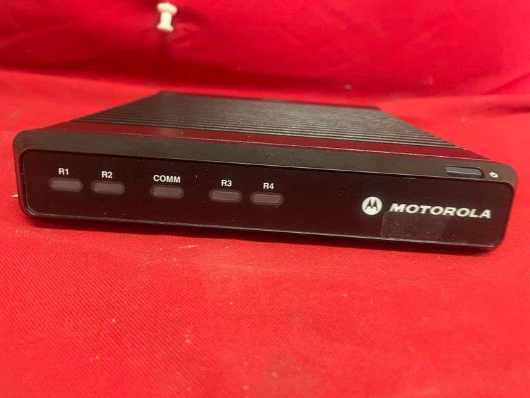 Motorola MLC 8000 Model F2979A - Sierra Auction Management Inc