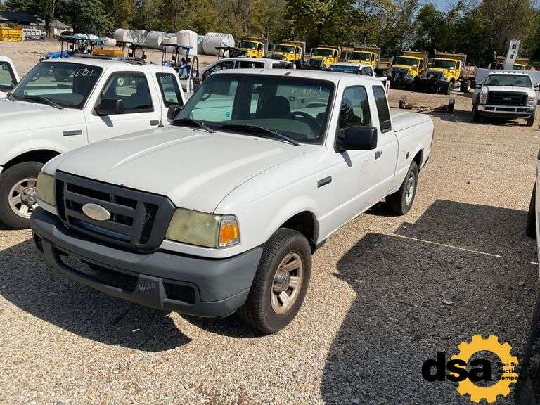 2007 Ford Ranger XLT Pickup Truck - Don Smock Auction Company