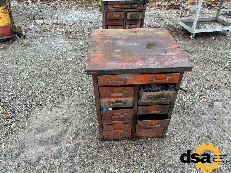 Bolt Sorting Cabinet - Don Smock Auction Company