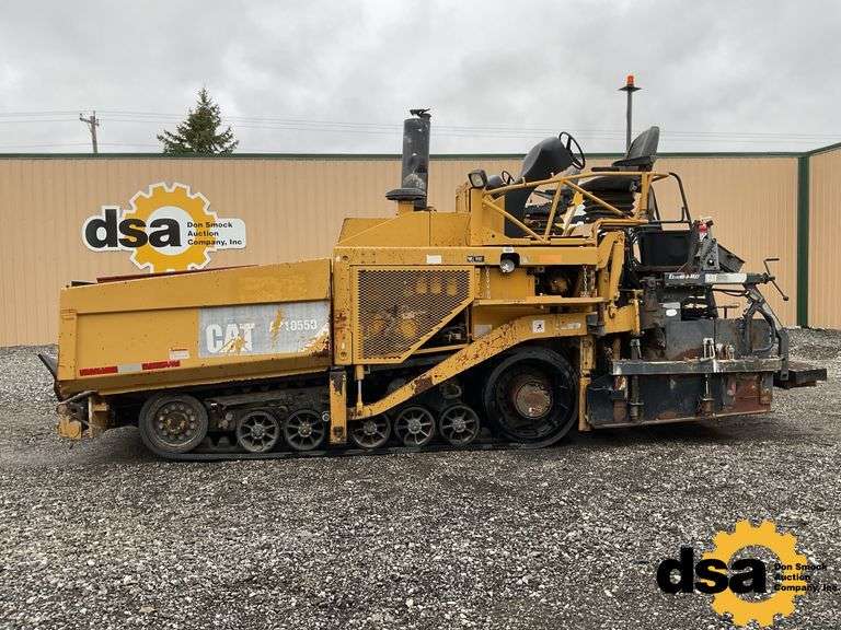 CAT AP1055D Paver - Don Smock Auction Company