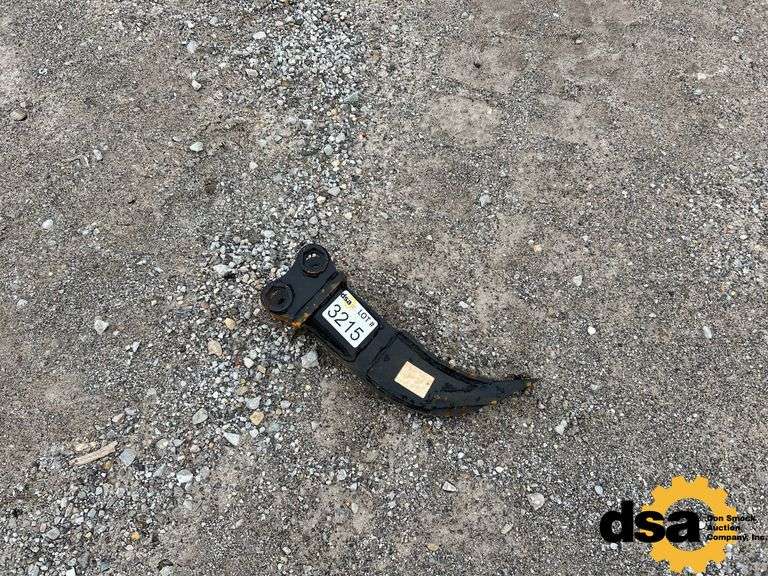 Unused Mini Excavator Ripper Pin - Don Smock Auction Company