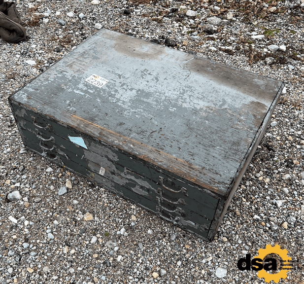 Tool Storage Cabinet - Don Smock Auction Company