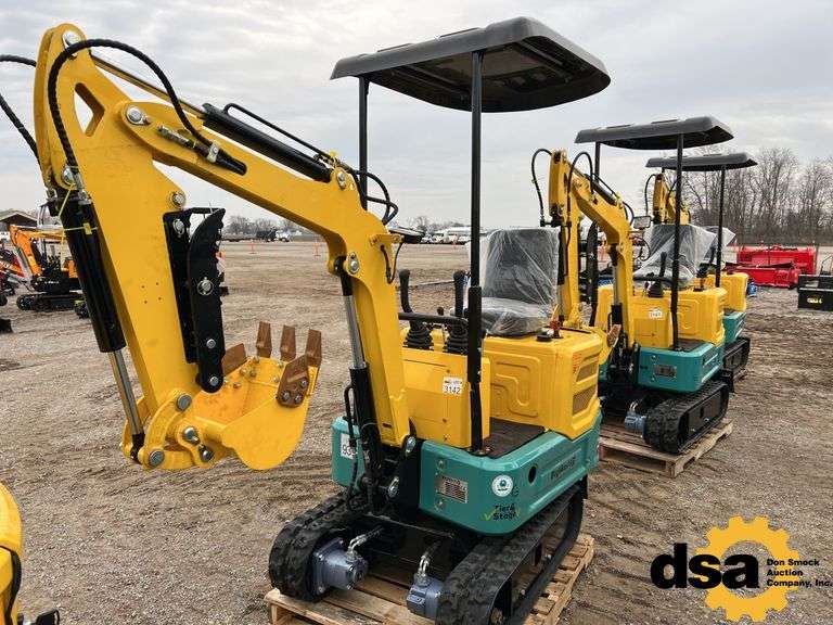 Unused Dig Master DM100 Mini Excavator - Don Smock Auction Company