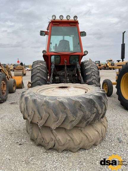 Allis Chalmers 7045 Ag Tractor - Don Smock Auction Company